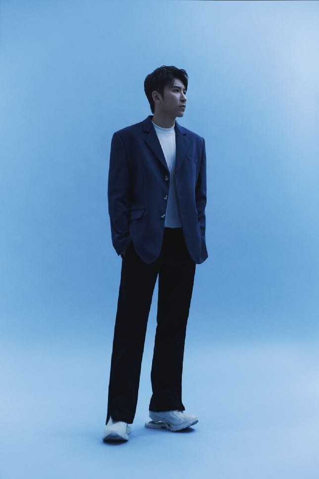 陈正晞Kaka Chen 新歌《双城》全网上线！讲述异地恋的心酸与无奈_娱乐频道_中华网