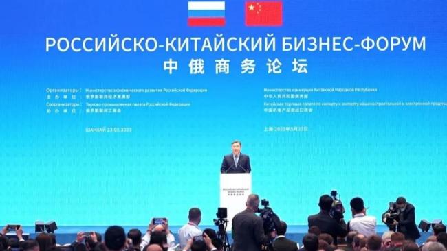 Баярын захидал илгээжээ