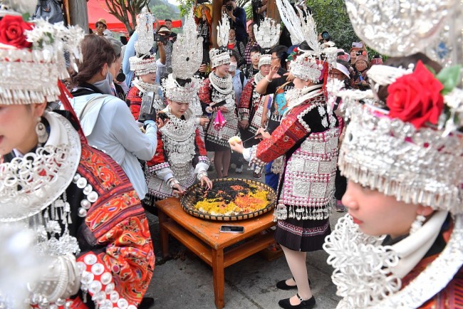 جشن خواهران «تای جیانگ» - persian.china.com